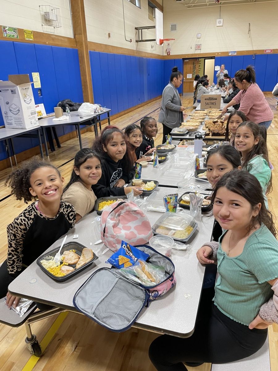 Meadow Hill 4th Graders Treated to Thanksgiving Feast- News - NECSD